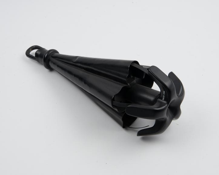 Model of umbrella grapnel | Science Museum Group Collection
