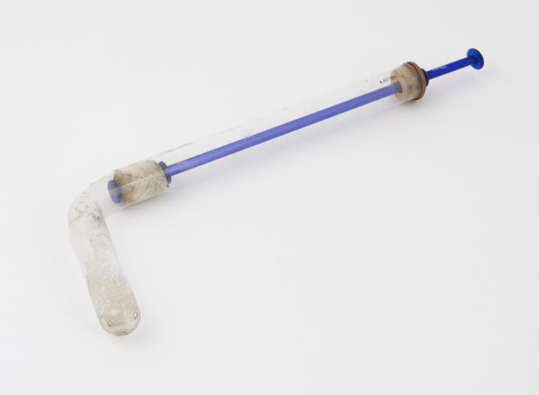 Glass piston-action vaginal syringe | Science Museum Group Collection