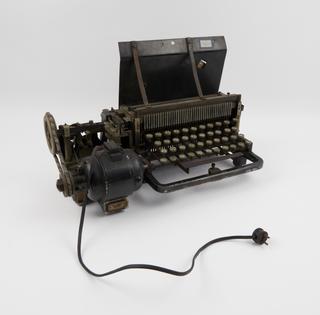 G N T keyboard perforator | Science Museum Group Collection