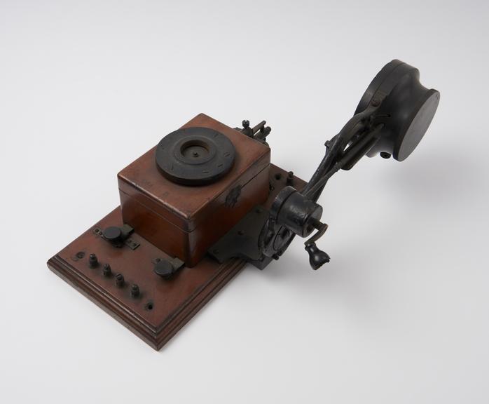 12. Edison 'Chalk' telephone receiver | Science Museum Group Collection