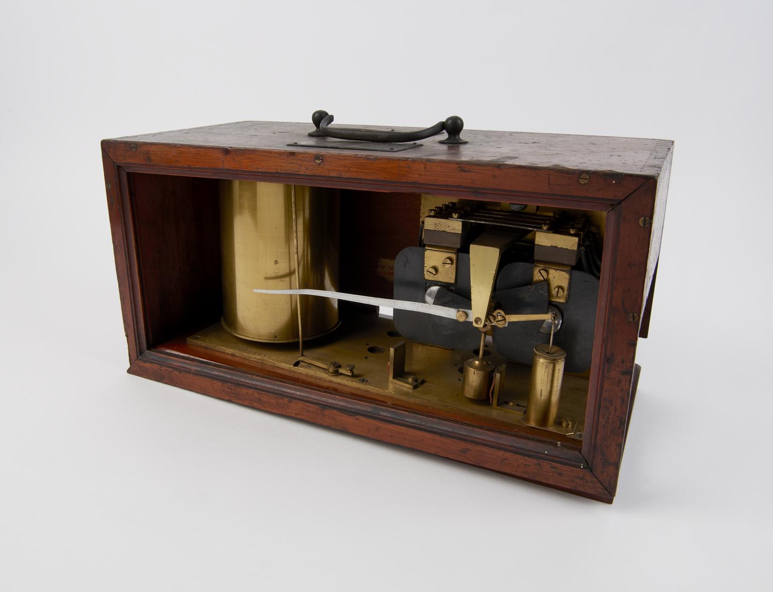 recording moving iron ammeter | Science Museum Group Collection