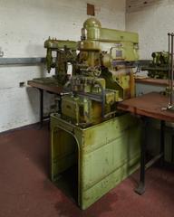 Matrix Vertical Milling Machine used by Monotype Corporation | Science ...