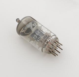 Zareux thermionic valve | Science Museum Group Collection