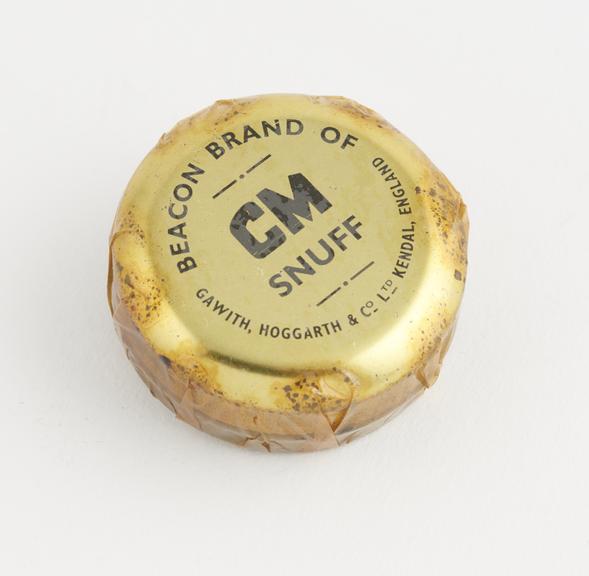 Gawith, Hoggarth & Co. Ltd tin of Beacon Brand CM snuff | Science ...