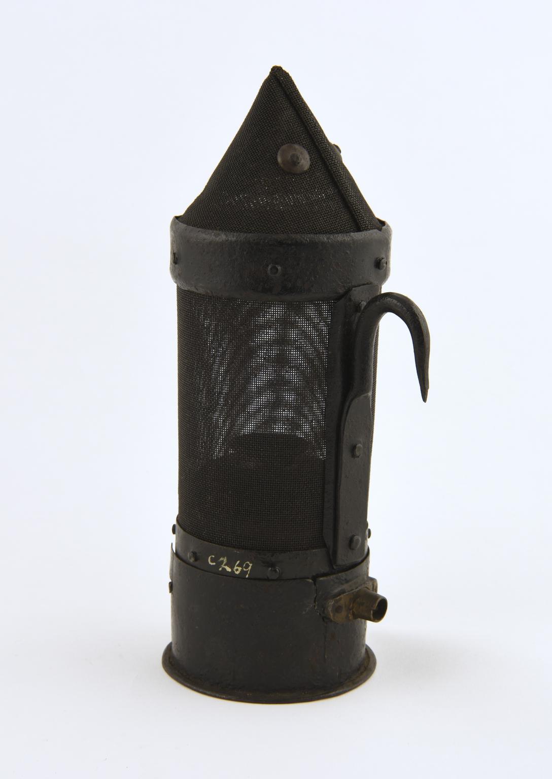 Miner's 'Scotch Davy' safety oil lamp, about 1880 | Science Museum ...