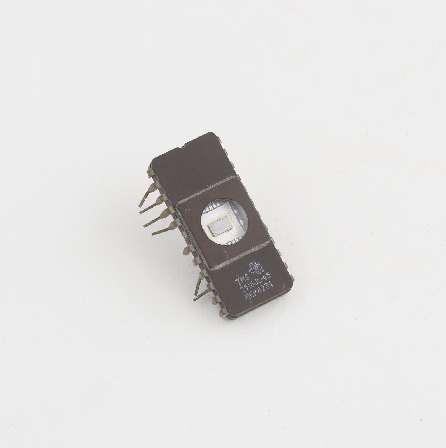 2 KB EPROM chip | Science Museum Group Collection