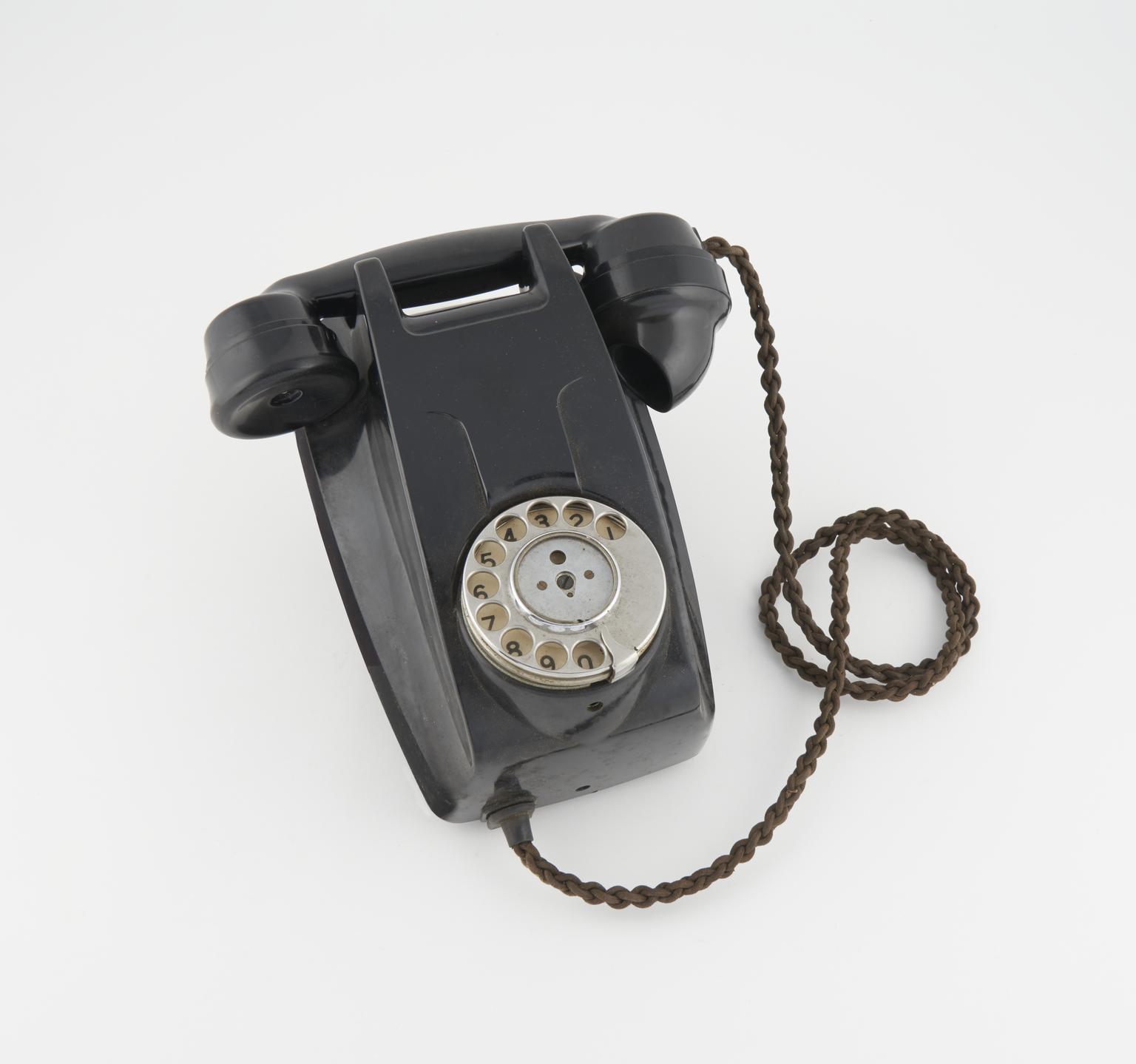 Ericsson 333F Telephone | Science Museum Group Collection
