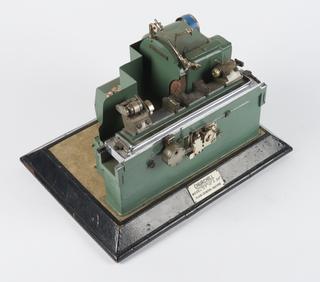Plain Grinding Machine Model | Science Museum Group Collection