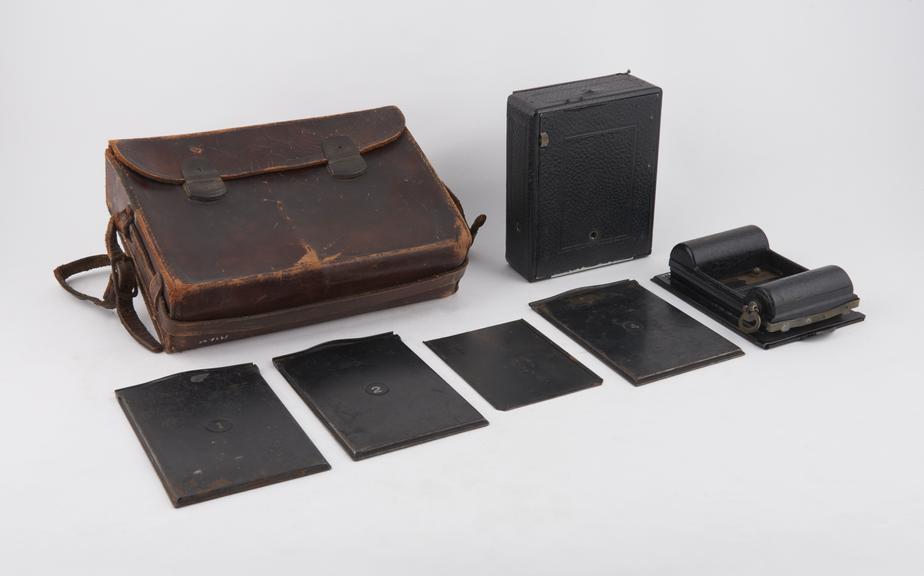 Cameo Foldable Camera | Science Museum Group Collection