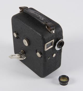 Pathescope Cine Camera | Science Museum Group Collection
