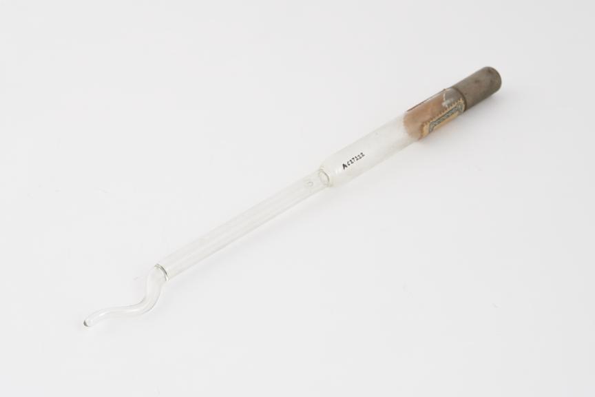 Glass electrode, English, 1850-1920 | Science Museum Group Collection