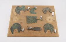 Bronze razor, Roman, 199-500 CE | Science Museum Group Collection