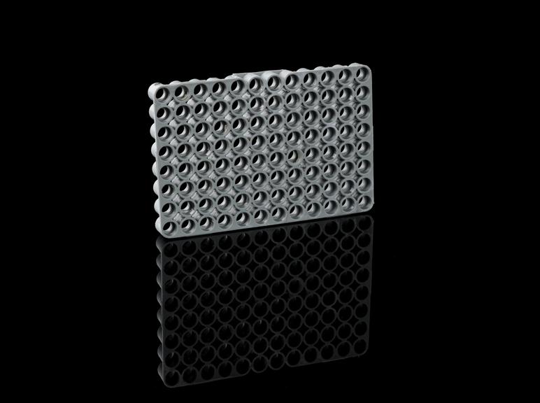 Isolation chip or iChip | Science Museum Group Collection