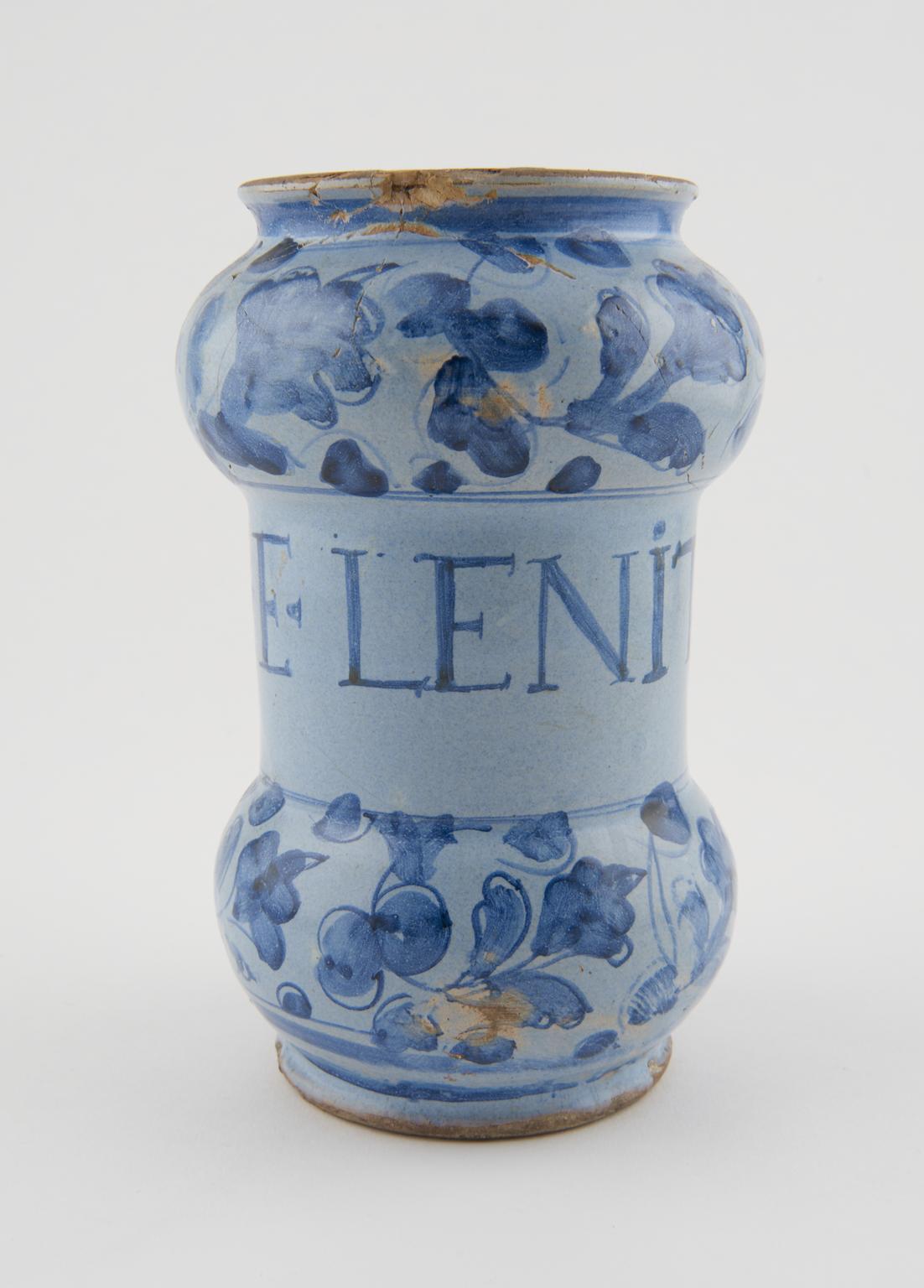 Pair of Marchigian berretino albarelli | Science Museum Group Collection