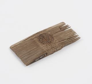 Double-sided wooden comb with incised centre panel | Science Museum ...