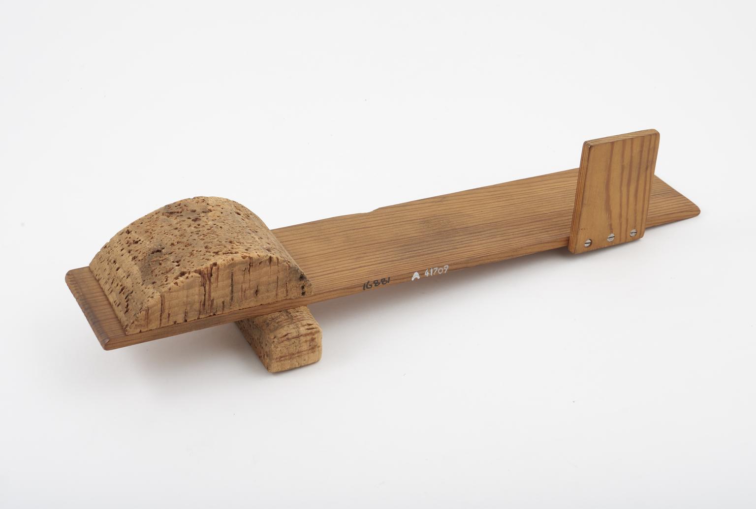 Operative splint | Science Museum Group Collection