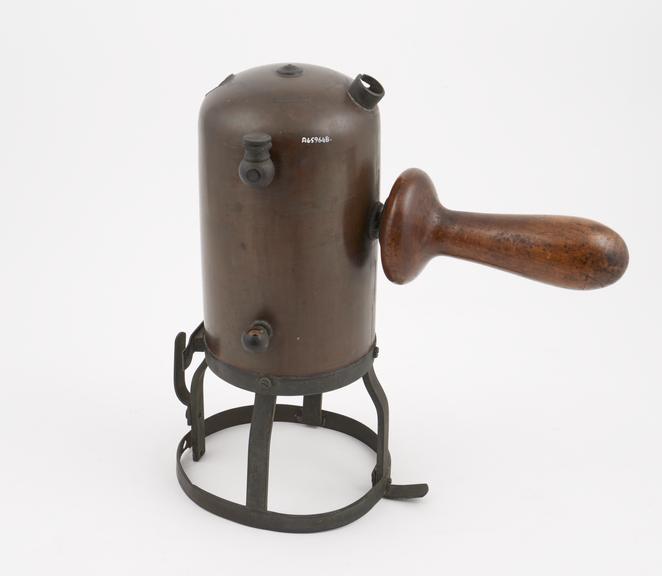 Lister-type carbolic steam spray | Science Museum Group Collection