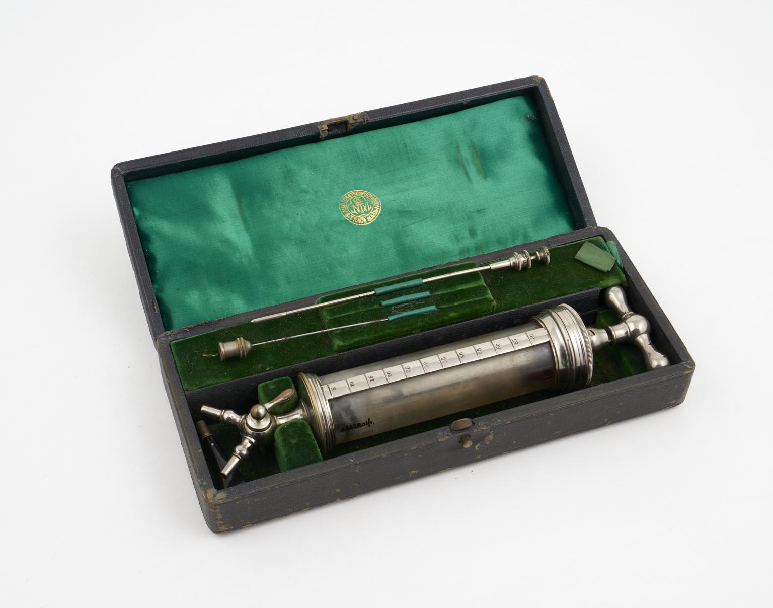 Aspirator and accessories | Science Museum Group Collection