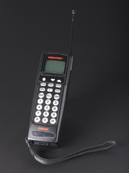 Vodafone 'Vodac' mobile telephone, 1991-2000 | Science Museum Group ...