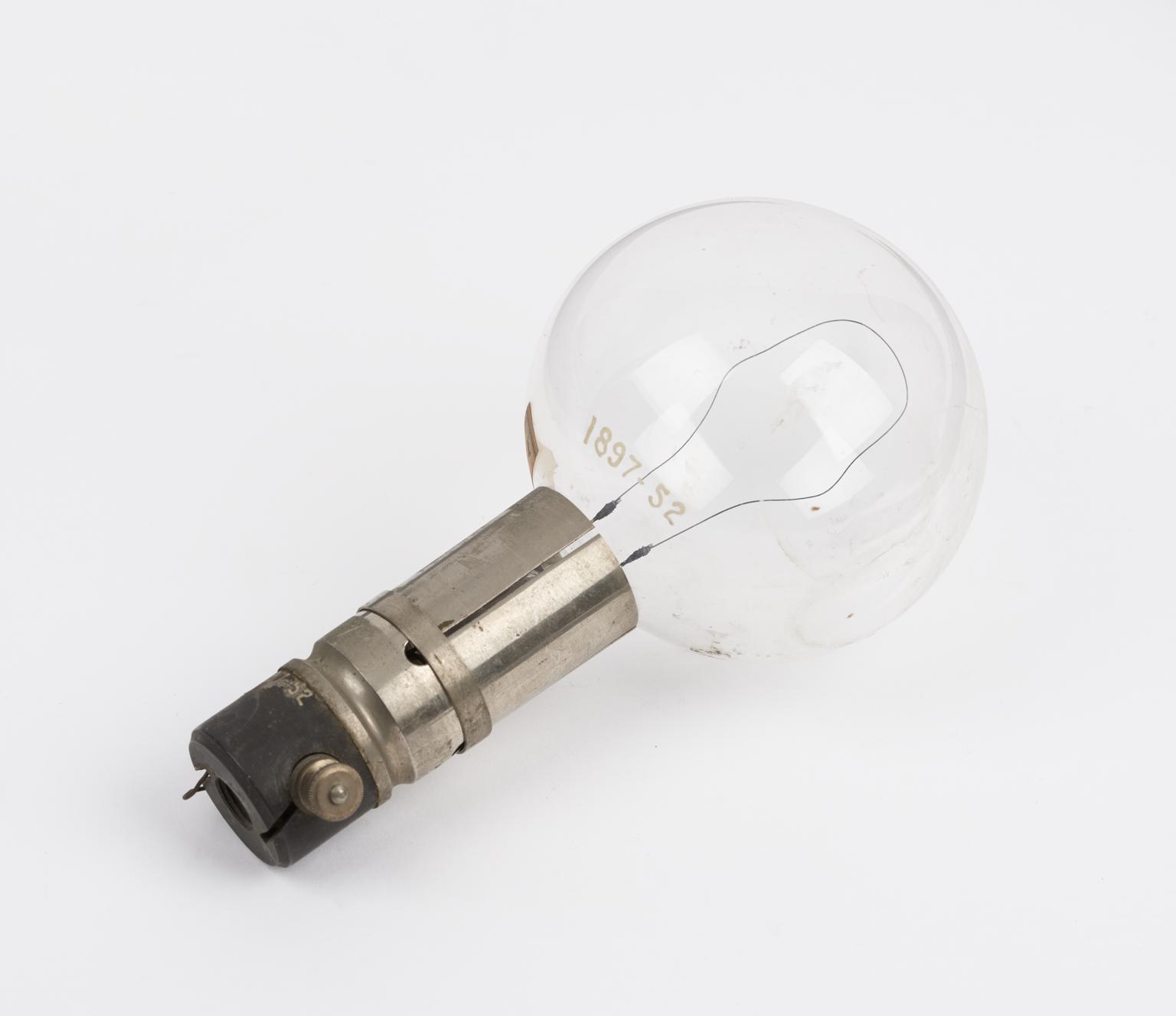 British Electric light Company's incandescent lamps | Science Museum ...