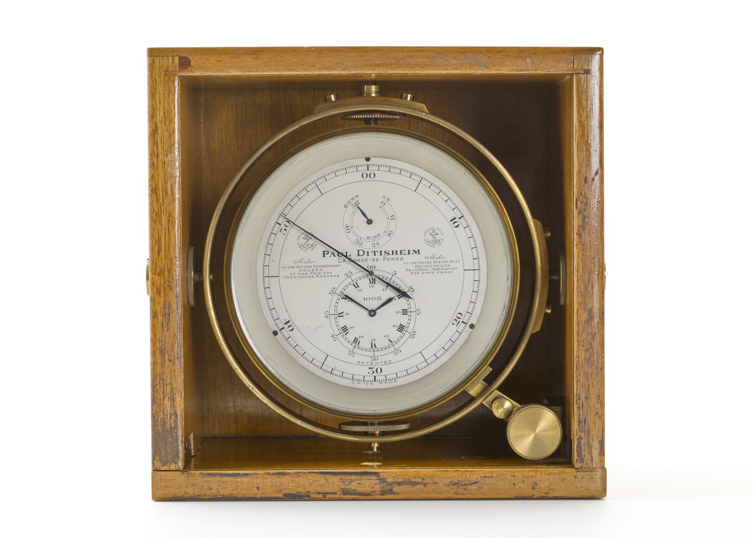 Chronometer movement in brass cage | Science Museum Group Collection
