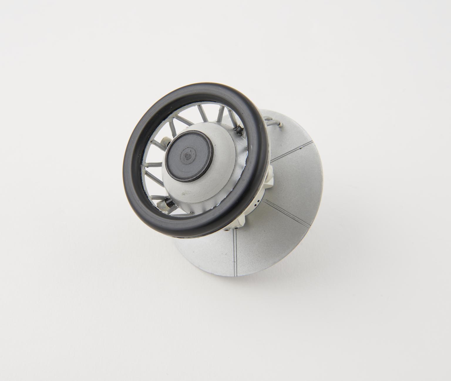 Model of Venera 9 Venus lander, Russian, 1975 | Science Museum Group ...