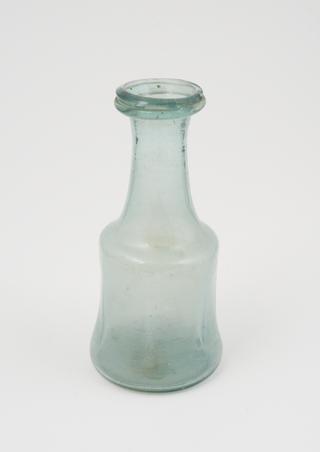 Glass bottle, possibly pharmaceutical | Science Museum Group Collection