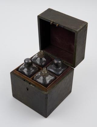 Wooden medicine chest | Science Museum Group Collection