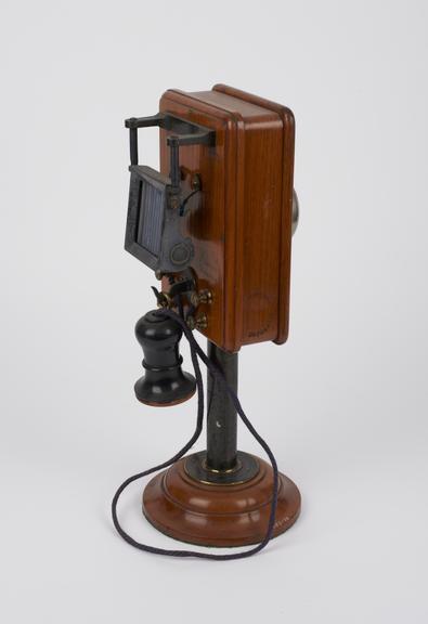 Campbell-Swinton table-telephone with carbon rod microphone | Science ...