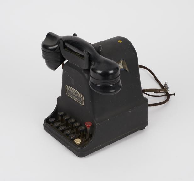Early form of key-dialling telephone instrument | Science Museum Group ...