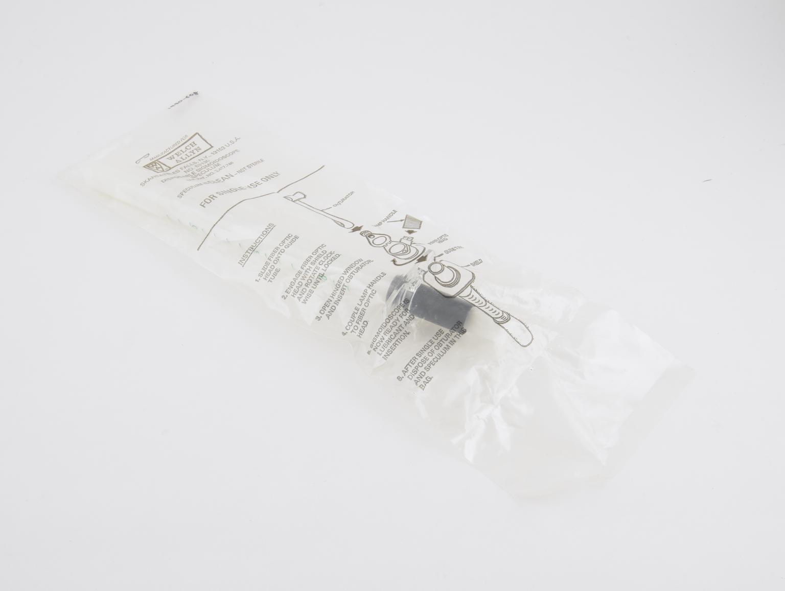 Disposable sigmoidoscope specula | Science Museum Group Collection