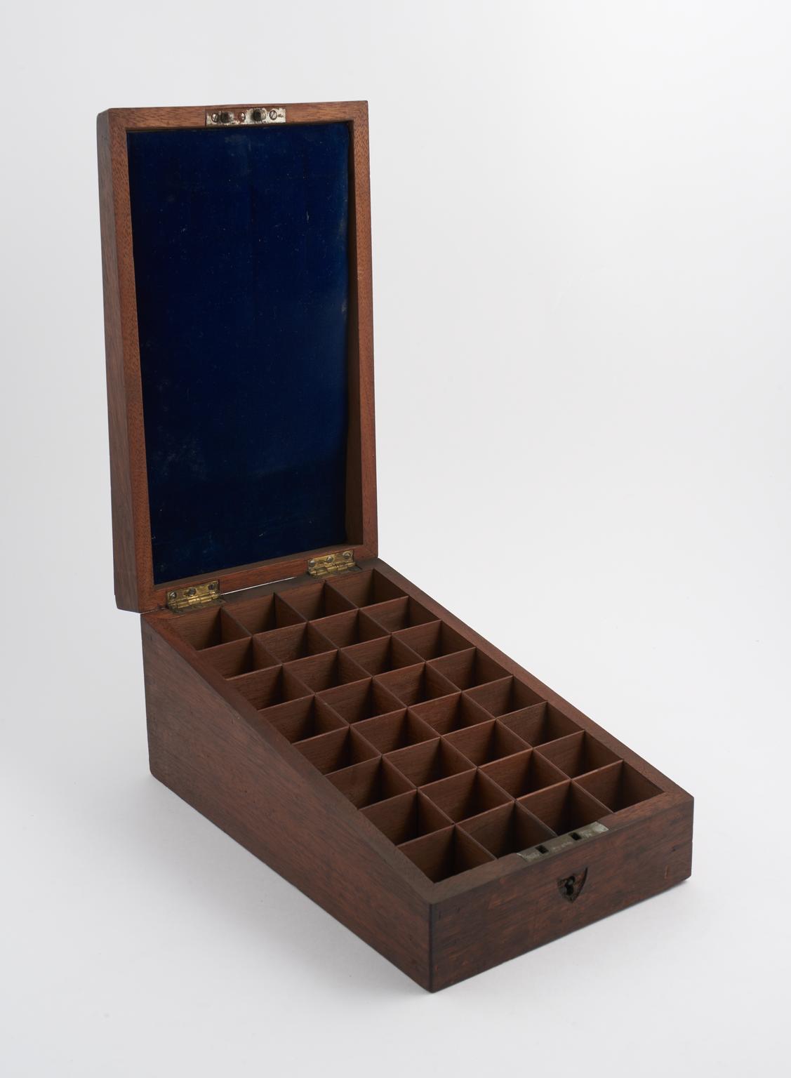 Label cabinet, 19th century | Science Museum Group Collection