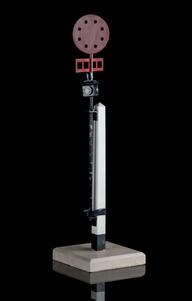 Model of Brunel's Disc and Crossbar Signal | Science Museum Group ...