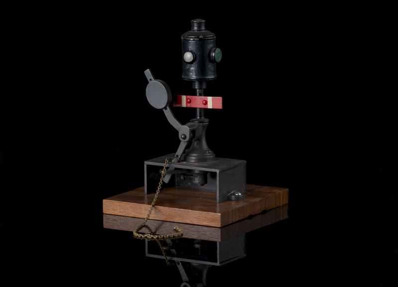 Model ground signal, North London Railway | Science Museum Group Collection