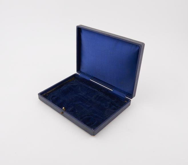Empty case for surgical instrument set | Science Museum Group Collection
