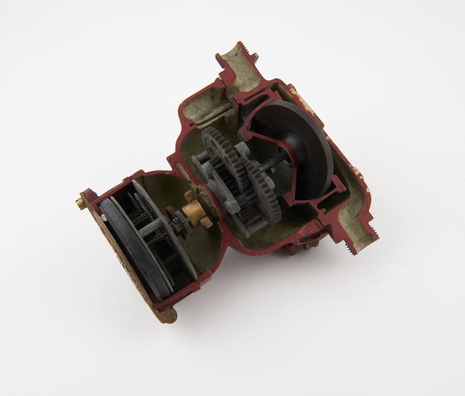 "Star" disc water meter, sectioned | Science Museum Group Collection