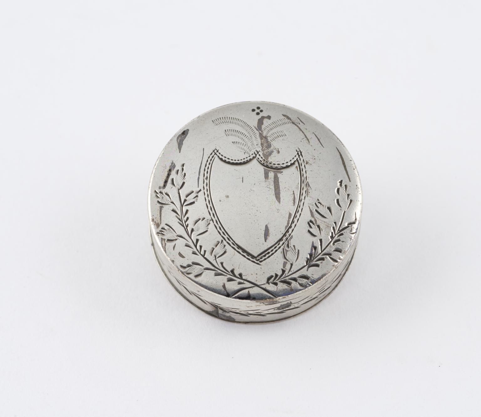 Silver pill box | Science Museum Group Collection
