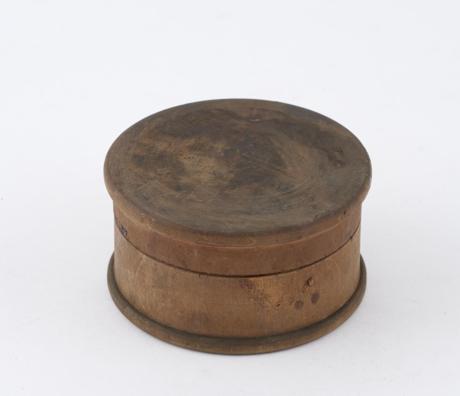 Five wooden pill boxes | Science Museum Group Collection