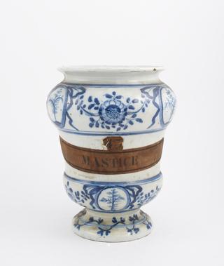 Pharmacy vase | Science Museum Group Collection