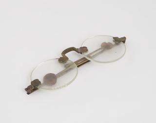 Transverse folding | Science Museum Group Collection