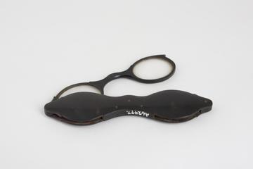Hand, folding, spectacles | Science Museum Group Collection