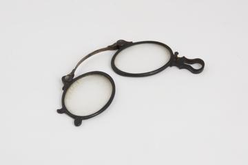 Pince nez | Science Museum Group Collection