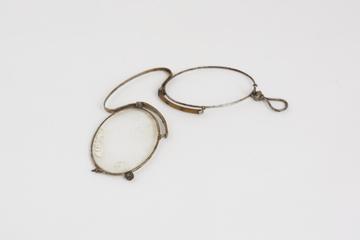 Pince nez | Science Museum Group Collection