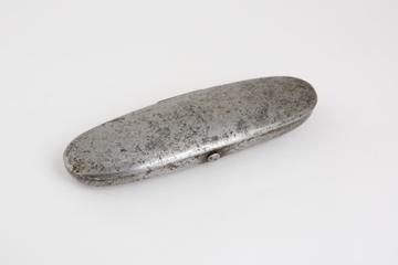 Snap lid spectacle case, steel, English, 1780-1830 | Science Museum ...