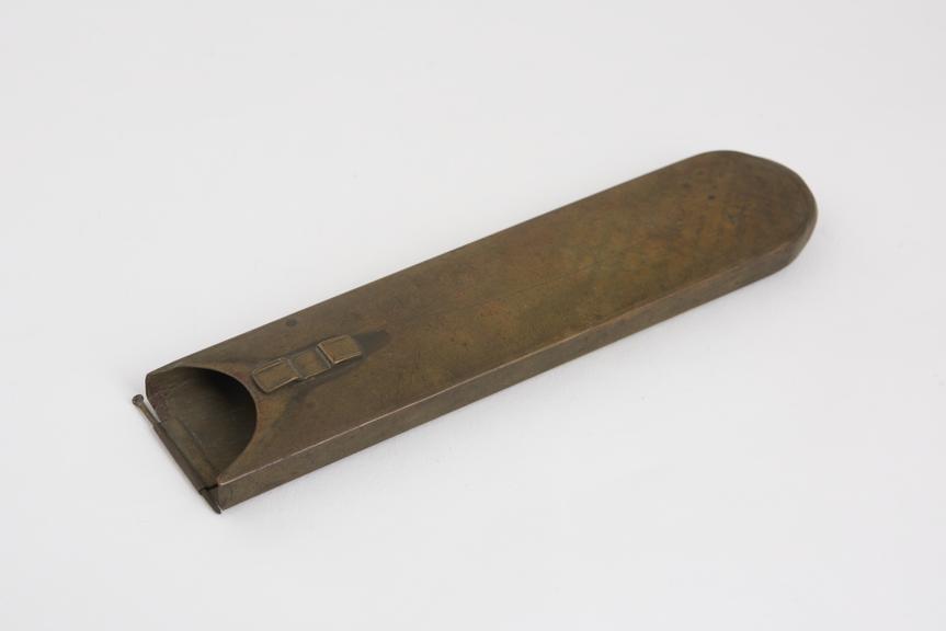 Hinge cap spectacle case (lid missing) | Science Museum Group Collection