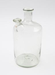 Pale green glass woulfe bottle | Science Museum Group Collection