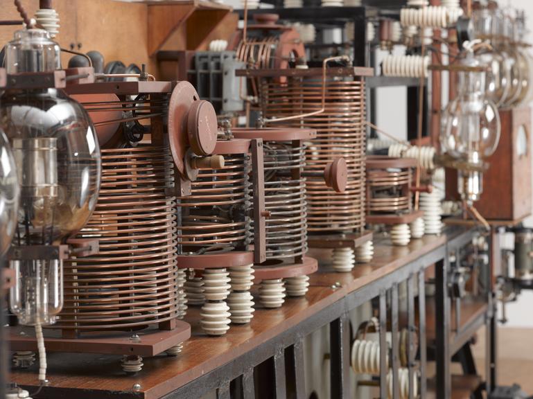 Marconi 1.5kW Transmitter used by 2LO | Science Museum Group Collection