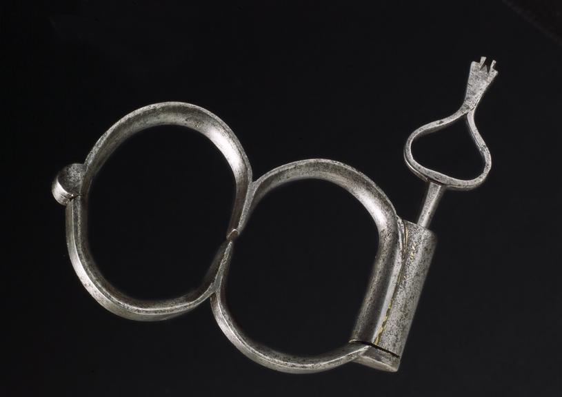 Handcuffs, iron, 1601-1830 | Science Museum Group Collection