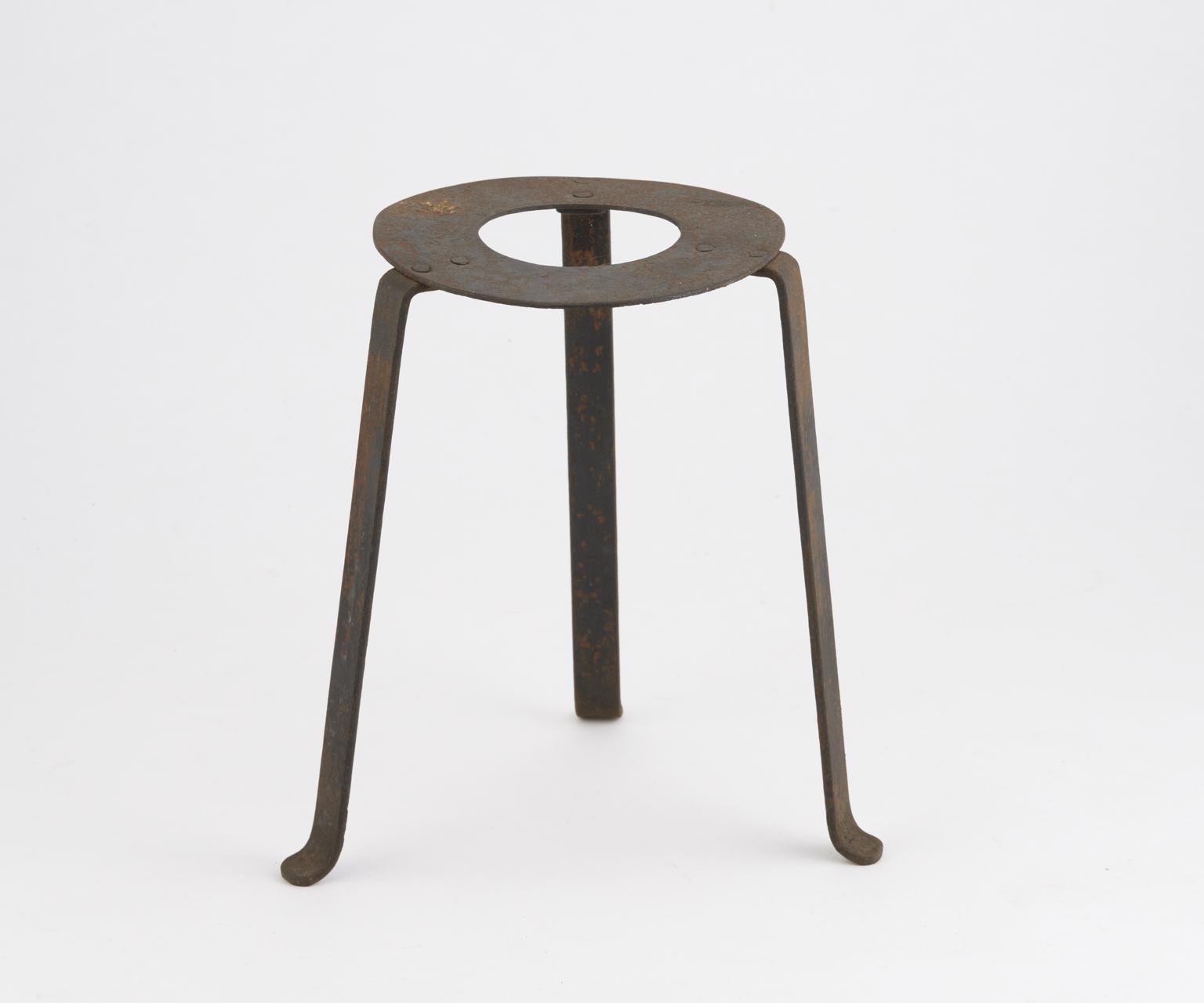 Wrought iron tripod | Science Museum Group Collection