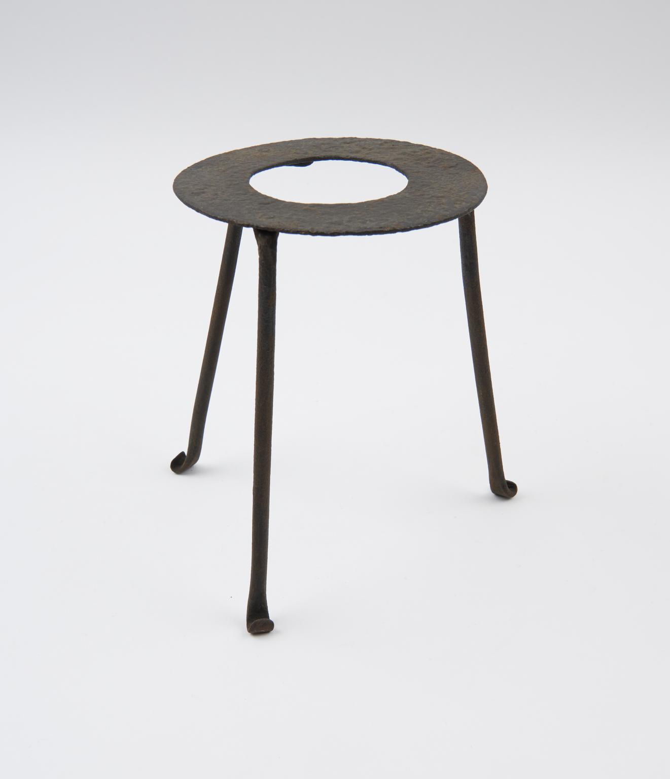 Wrought iron tripod | Science Museum Group Collection